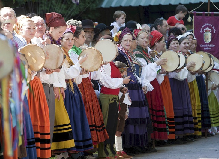 Celebra el Día de Cantabria en Valle Real